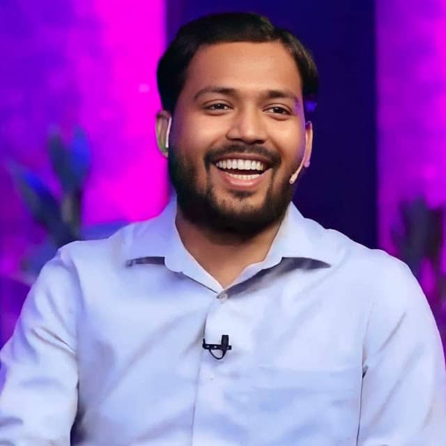 Khan Sir's net worth, bio, age, height & real name